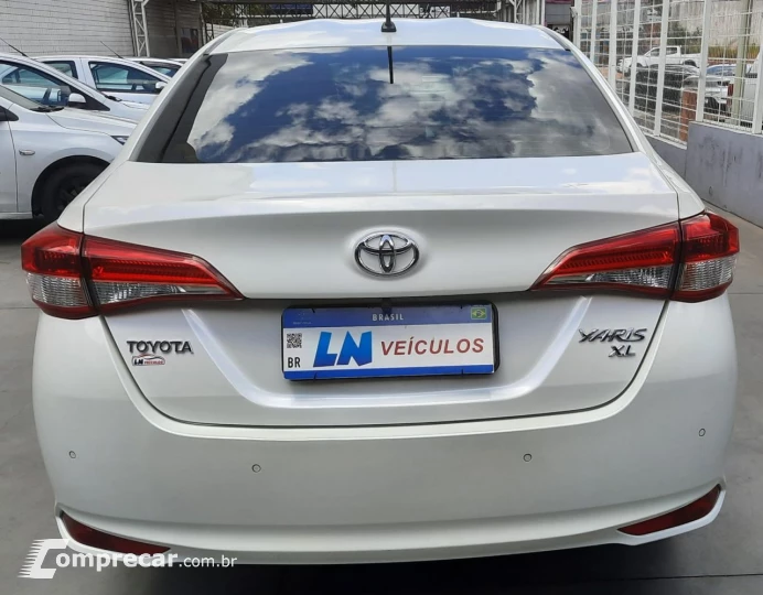 Toyota - Yaris Sedan 1.5 16V 4P FLEX XL MULTIDRIVE AUTOMÁTICO CVT ...