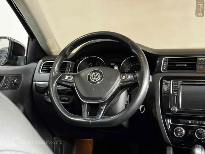 Volkswagen - JETTA 2.0 TSI HIGHLINE 211CV GASOLINA 4P TIPTRONIC - 2017 ...
